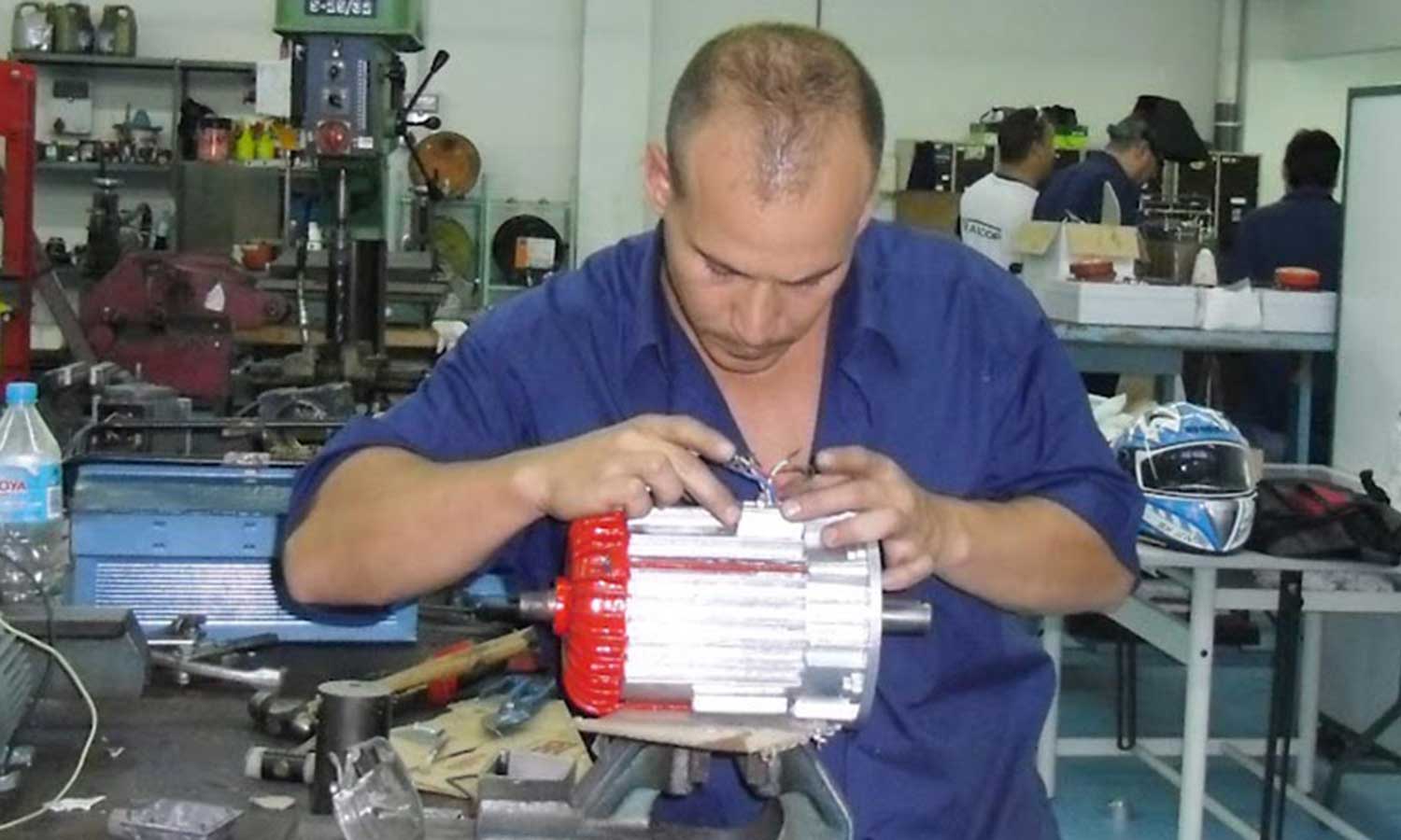 Curso de Bobinado y Mantenimiento de Motores Eléctricos - Centro Nacional de Educación a Distancia